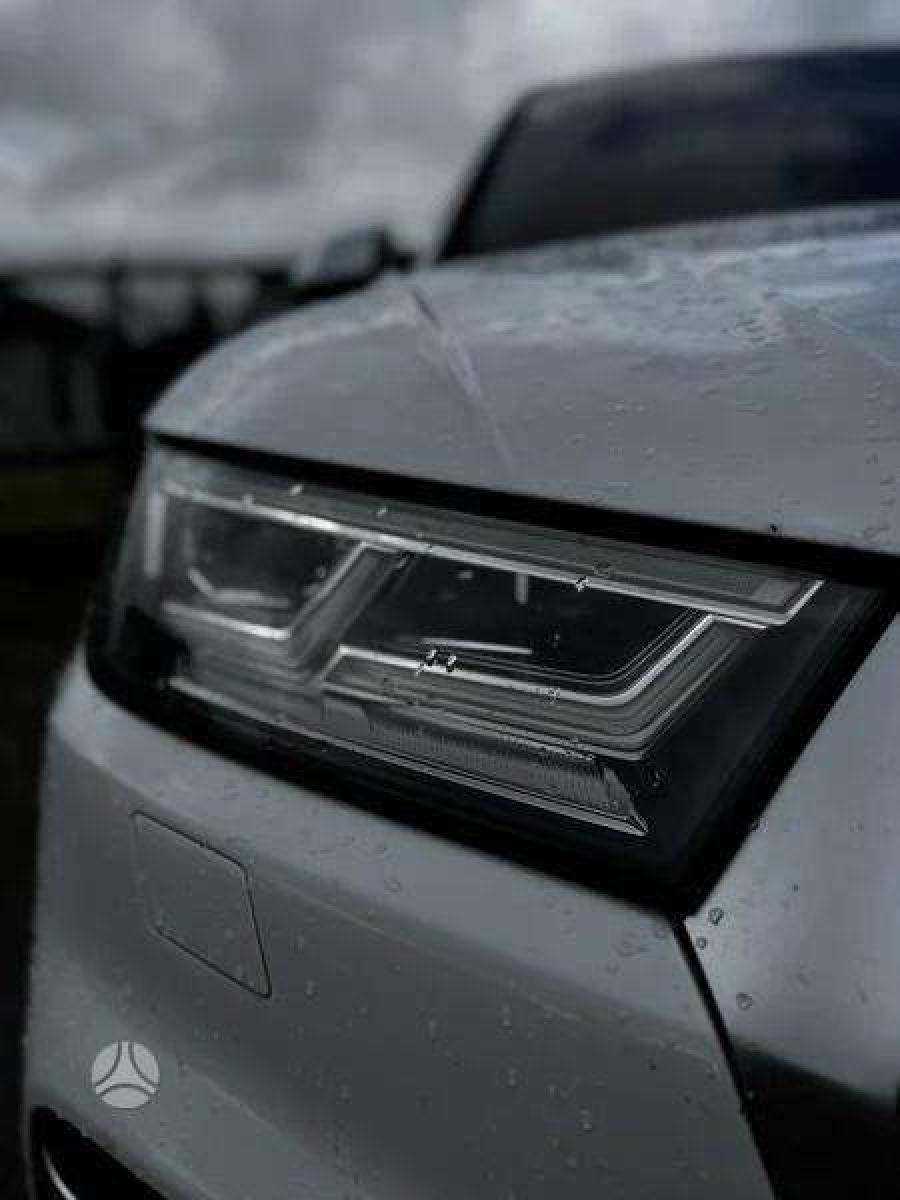 White Audi SQ5 2018 in Klaipeda, with an engine capacity of 3.00 L and mileage of 113 thousand km for 27500 €, photo 6 on AUTOMOTO.COM.LV