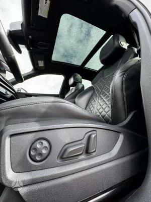 White Audi SQ5 2018 in Klaipeda, with an engine capacity of 3.00 L and mileage of 113 thousand km for 27500 €, photo 13 on AUTOMOTO.COM.LV