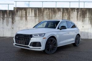 Balts Audi SQ5 2020 Viļņa, ar dzinēja tilpumu 3.00 L un nobraukumu 135 tūkst. km par 26999 €, foto 2 vietnē AUTOMOTO.COM.LV