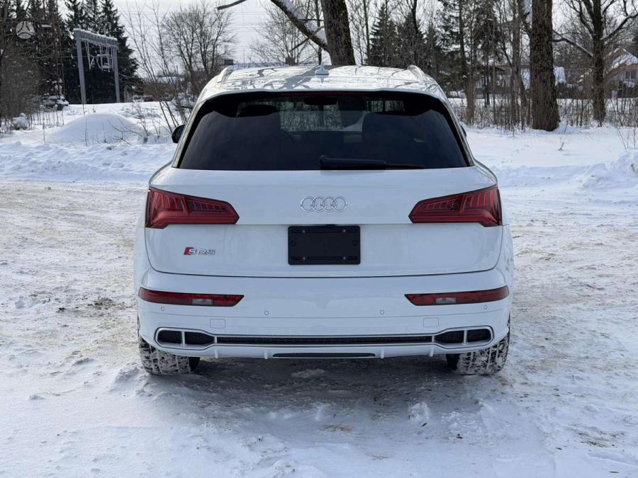White Audi SQ5 2020 in Plunge, with an engine capacity of 3.00 L and mileage of 89 thousand km for 26555 €, photo 5 on AUTOMOTO.COM.LV