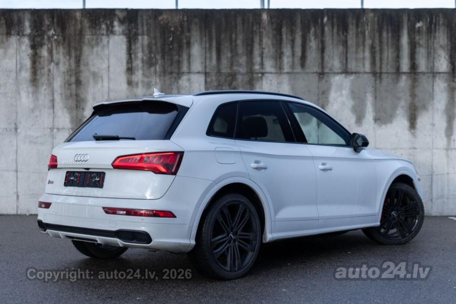 Balts Audi SQ5 2020 Rīga, ar dzinēja tilpumu 3.00 L un nobraukumu 135 tūkst. km par 27000 €, foto 5 vietnē AUTOMOTO.COM.LV