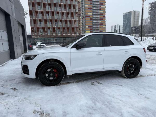 White Audi SQ5 2024 in Vilnius, with an engine capacity of 3.00 L and mileage of 19 thousand km for 56750 €, photo 7 on AUTOMOTO.COM.LV