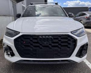 White Audi SQ5 2024 in Kaunas, with an engine capacity of 0.00 L and mileage of 46 thousand km for 25900 €, photo 3 on AUTOMOTO.COM.LV