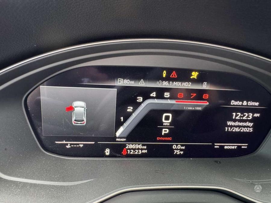White Audi SQ5 2024 in Kaunas, with an engine capacity of 0.00 L and mileage of 46 thousand km for 25900 €, photo 8 on AUTOMOTO.COM.LV