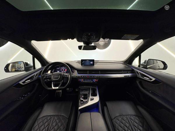 Melns Audi SQ7 2016 Marijampole, ar dzinēja tilpumu 3.96 L un nobraukumu 277 tūkst. km par 32999 €, foto 7 vietnē AUTOMOTO.COM.LV