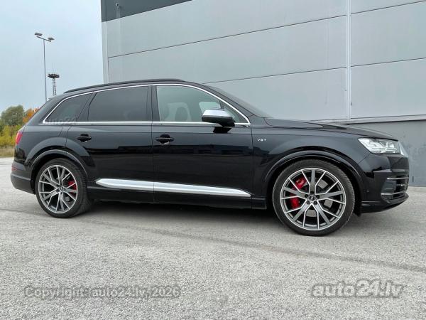 Melns Audi SQ7 2016 Tallina, ar dzinēja tilpumu 4.00 L un nobraukumu 297 tūkst. km par 25900 €, foto 5 vietnē AUTOMOTO.COM.LV