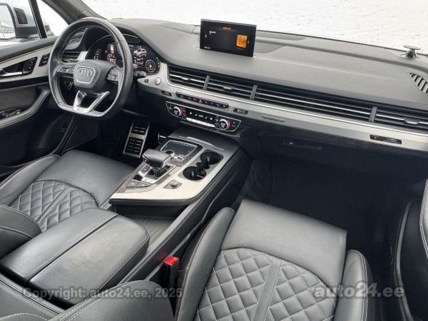 Black Audi SQ7 2017 in Tartu, with an engine capacity of 4.00 L and mileage of 211 thousand km for 34900 €, photo 11 on AUTOMOTO.COM.LV