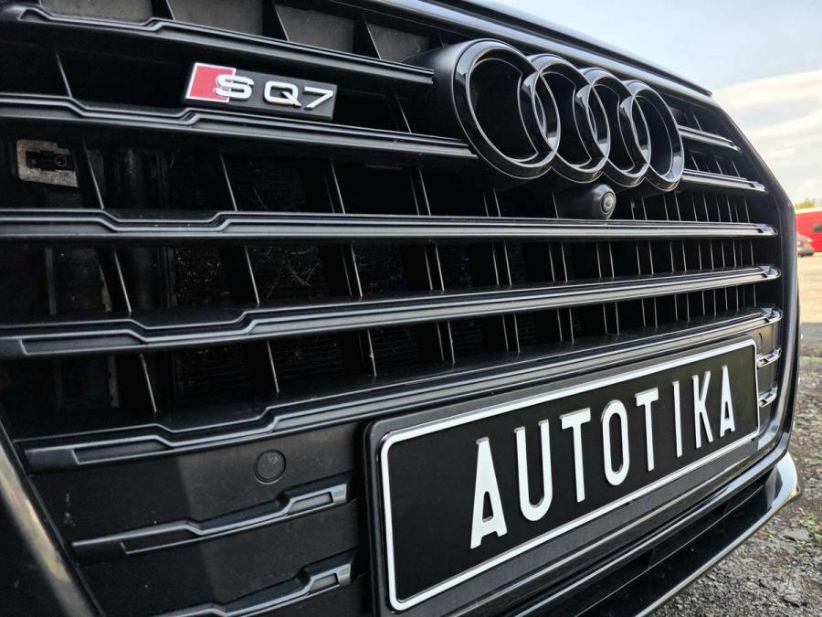 Black Audi SQ7 2017 in Siauliai, with an engine capacity of 3.96 L and mileage of 320 thousand km for 25500 €, photo 14 on AUTOMOTO.COM.LV