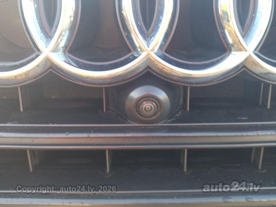 Melns Audi SQ7 2017 Tallina, ar dzinēja tilpumu 4.00 L un nobraukumu 350 tūkst. km par 20000 €, foto 9 vietnē AUTOMOTO.COM.LV