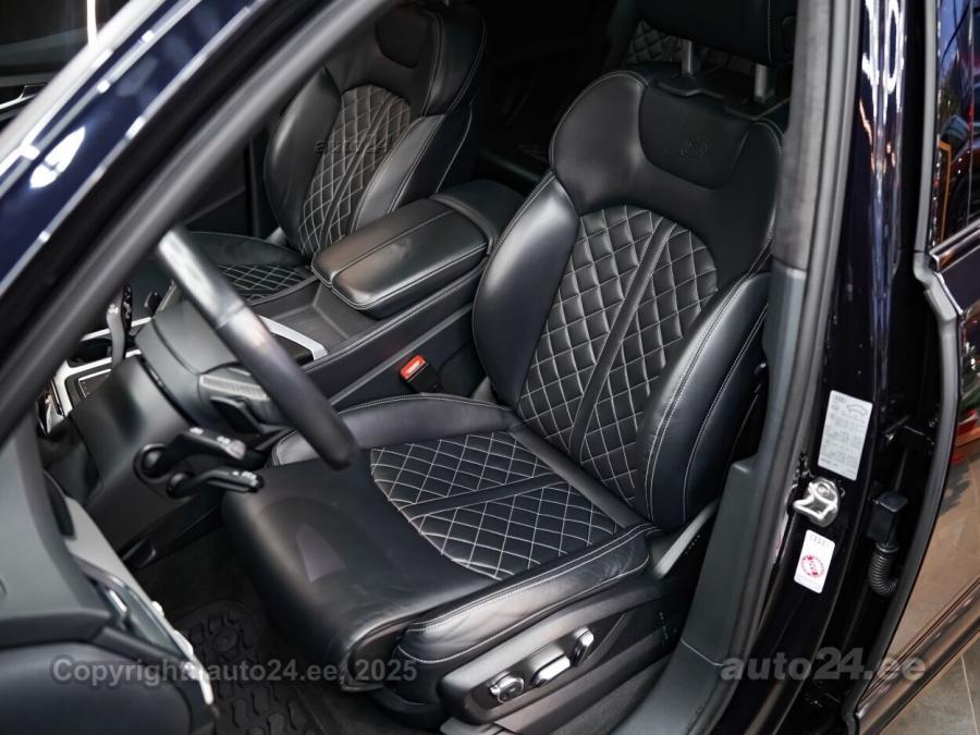 Melns Audi SQ7 2018 Tallina, ar dzinēja tilpumu 4.00 L un nobraukumu 166 tūkst. km par 42900 €, foto 6 vietnē AUTOMOTO.COM.LV