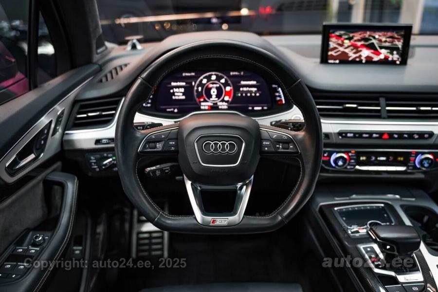 Melns Audi SQ7 2018 Tallina, ar dzinēja tilpumu 4.00 L un nobraukumu 166 tūkst. km par 42900 €, foto 10 vietnē AUTOMOTO.COM.LV