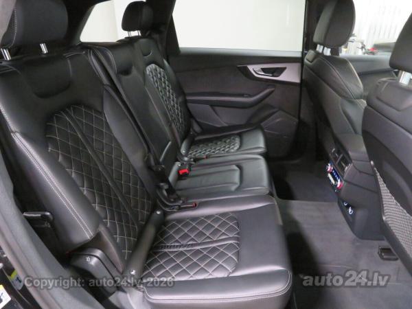 Melns Audi SQ7 2018 Tallina, ar dzinēja tilpumu 4.00 L un nobraukumu 67 tūkst. km par 48200 €, foto 5 vietnē AUTOMOTO.COM.LV