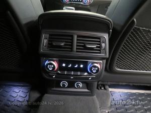 Black Audi SQ7 2018 in Tallinn, with an engine capacity of 4.00 L and mileage of 196 thousand km for 36000 €, photo 7 on AUTOMOTO.COM.LV
