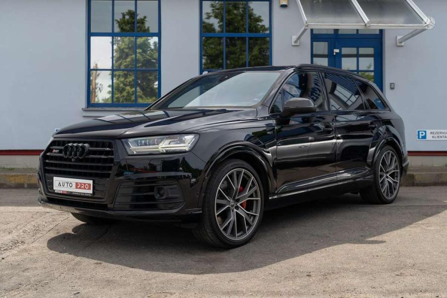 Melns Audi SQ7 2018 Viļņa, ar dzinēja tilpumu 3.96 L un nobraukumu 203 tūkst. km par 37999 €, foto 5 vietnē AUTOMOTO.COM.LV