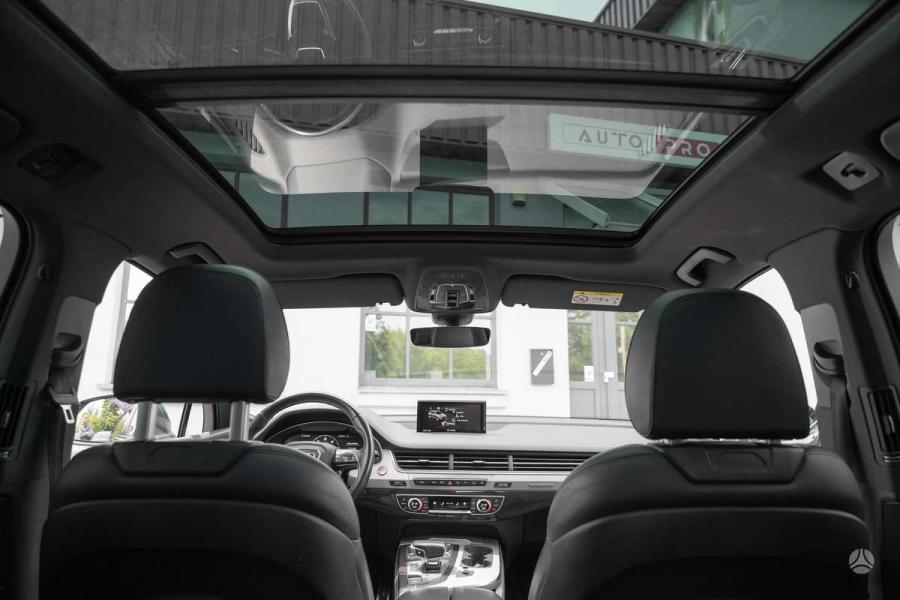 Melns Audi SQ7 2018 Viļņa, ar dzinēja tilpumu 3.96 L un nobraukumu 203 tūkst. km par 37999 €, foto 17 vietnē AUTOMOTO.COM.LV