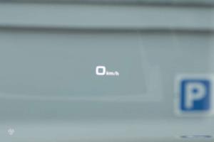 Melns Audi SQ7 2018 Viļņa, ar dzinēja tilpumu 3.96 L un nobraukumu 203 tūkst. km par 37999 €, foto 24 vietnē AUTOMOTO.COM.LV
