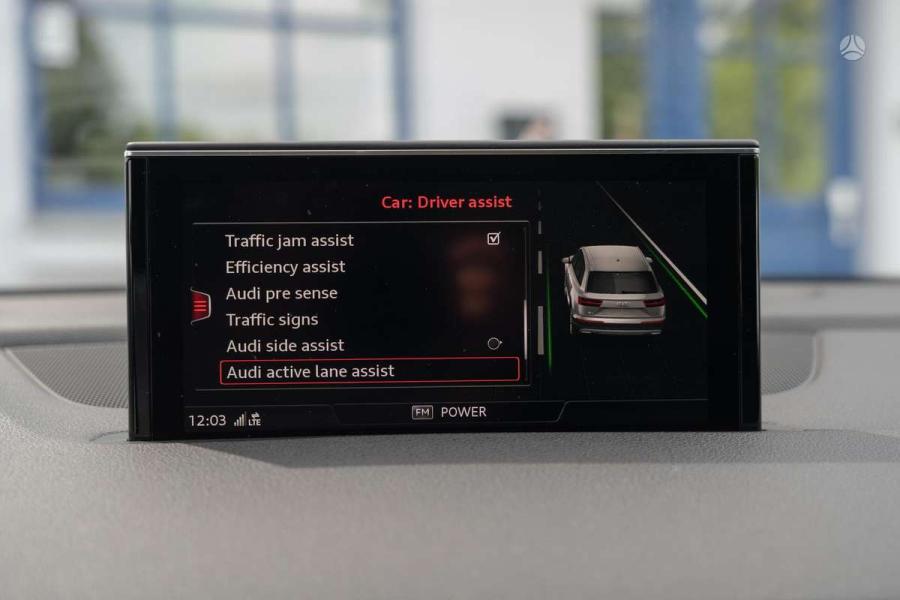 Melns Audi SQ7 2018 Viļņa, ar dzinēja tilpumu 3.96 L un nobraukumu 203 tūkst. km par 37999 €, foto 25 vietnē AUTOMOTO.COM.LV