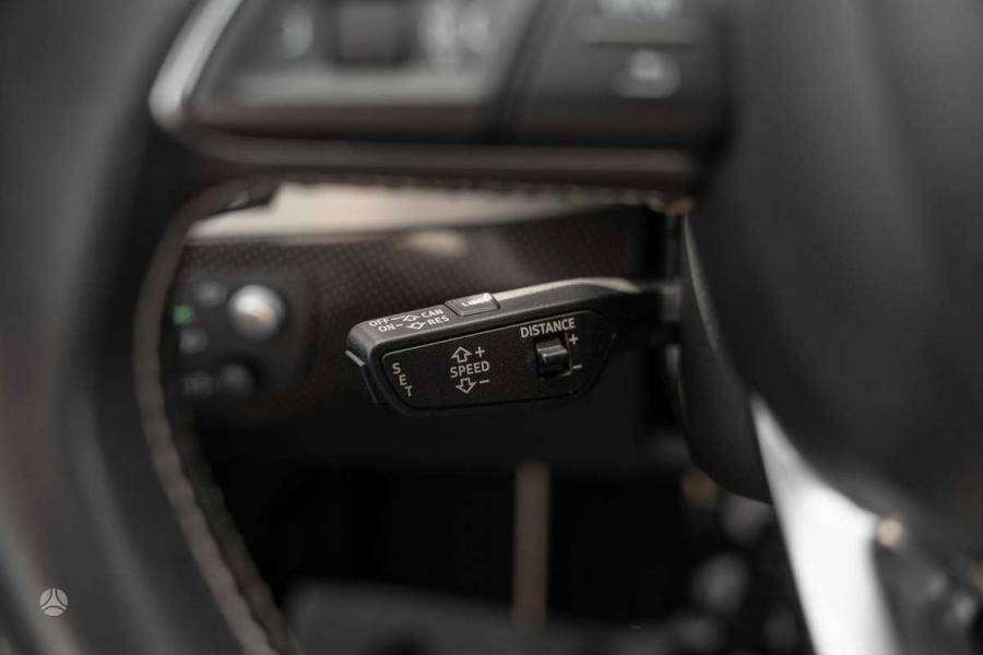 Melns Audi SQ7 2018 Viļņa, ar dzinēja tilpumu 3.96 L un nobraukumu 203 tūkst. km par 37999 €, foto 30 vietnē AUTOMOTO.COM.LV