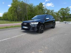Black Audi SQ7 2018 in Kaunas, with an engine capacity of 3.96 L and mileage of 158 thousand km for 31900 €, photo 3 on AUTOMOTO.COM.LV