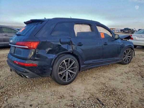 Black Audi SQ7 2020 in Klaipeda, with an engine capacity of 4.00 L and mileage of 50 thousand km for 18500 €, photo 5 on AUTOMOTO.COM.LV