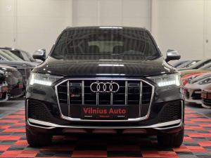 Black Audi SQ7 2020 in Vilnius, with an engine capacity of 3.96 L and mileage of 276 thousand km for 42990 €, photo 2 on AUTOMOTO.COM.LV