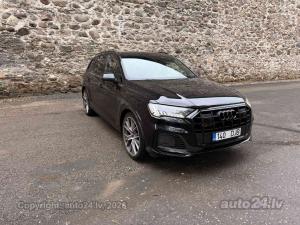Melns Audi SQ7 2020 Tallina, ar dzinēja tilpumu 4.00 L un nobraukumu 146 tūkst. km par 75392 €, foto 3 vietnē AUTOMOTO.COM.LV