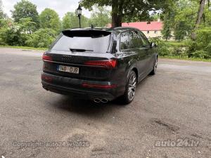 Melns Audi SQ7 2020 Tallina, ar dzinēja tilpumu 4.00 L un nobraukumu 146 tūkst. km par 75392 €, foto 4 vietnē AUTOMOTO.COM.LV