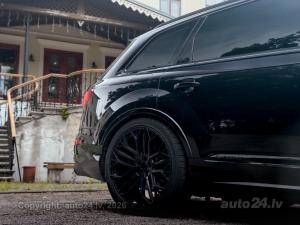 Черный Ауди SQ7 2020 в Вильянди, объемом двигателя 4.00 л и пробегом 200 тыс. км за 59999 €, фото 5 на AUTOMOTO.COM.LV