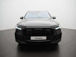 Black Audi SQ7 2021 in Vilnius, with an engine capacity of 4.00 L and mileage of 138 thousand km for 59000 €, photo 3 on AUTOMOTO.COM.LV