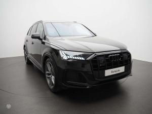 Black Audi SQ7 2021 in Vilnius, with an engine capacity of 4.00 L and mileage of 138 thousand km for 59000 €, photo 4 on AUTOMOTO.COM.LV