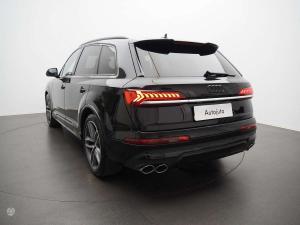 Black Audi SQ7 2021 in Vilnius, with an engine capacity of 4.00 L and mileage of 138 thousand km for 59000 €, photo 7 on AUTOMOTO.COM.LV