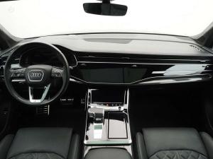 Black Audi SQ7 2021 in Vilnius, with an engine capacity of 4.00 L and mileage of 138 thousand km for 59000 €, photo 17 on AUTOMOTO.COM.LV