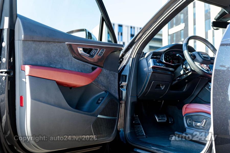 Melns Audi SQ7 2021 Tallina, ar dzinēja tilpumu 4.00 L un nobraukumu 90 tūkst. km par 79000 €, foto 10 vietnē AUTOMOTO.COM.LV