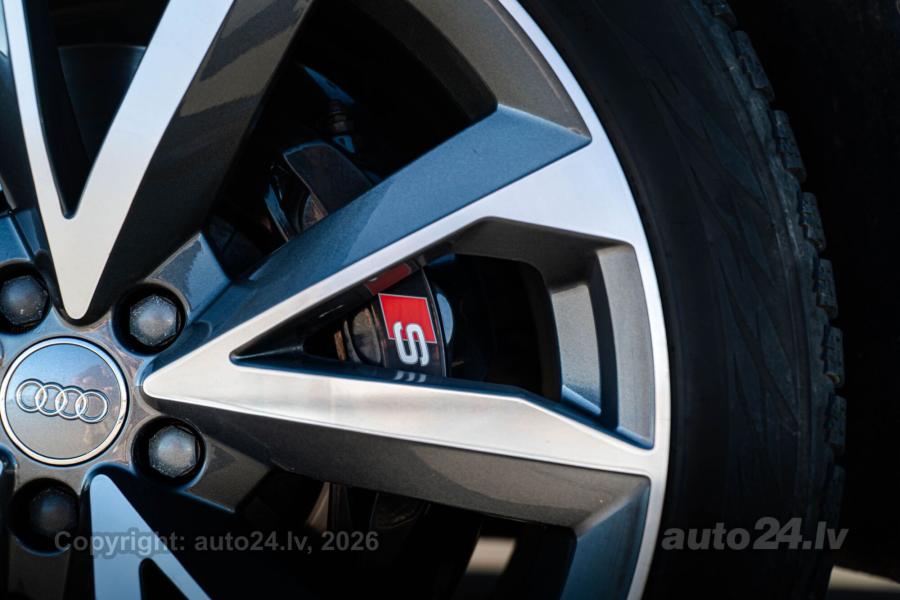 Melns Audi SQ7 2021 Tallina, ar dzinēja tilpumu 4.00 L un nobraukumu 90 tūkst. km par 79000 €, foto 18 vietnē AUTOMOTO.COM.LV
