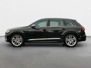 Black Audi SQ7 2022 in Vilnius, with an engine capacity of 4.00 L and mileage of 108 thousand km for 67200 €, photo 4 on AUTOMOTO.COM.LV