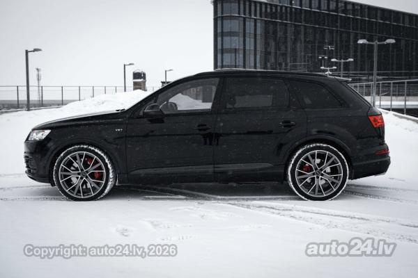 Melns Audi SQ7 2017 Tallina, ar dzinēja tilpumu 4.00 L un nobraukumu 188 tūkst. km par 34900 €, foto 5 vietnē AUTOMOTO.COM.LV