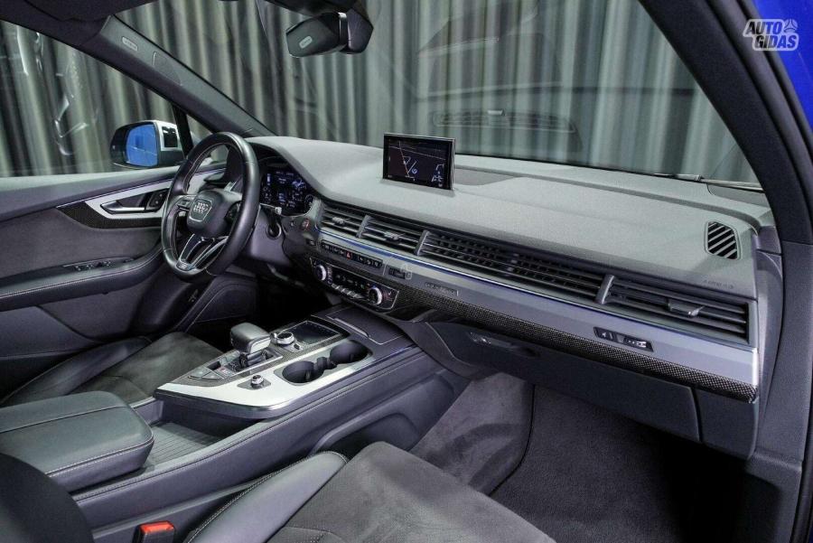 Zils Audi SQ7 2017 Marijampole, ar dzinēja tilpumu 4.00 L un nobraukumu 150 tūkst. km par 34450 €, foto 35 vietnē AUTOMOTO.COM.LV