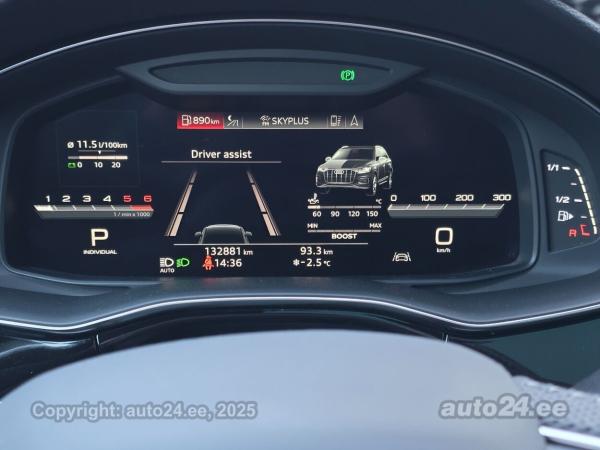 Blue Audi SQ7 2020 in Tallinn, with an engine capacity of 4.00 L and mileage of 133 thousand km for 72900 €, photo 11 on AUTOMOTO.COM.LV