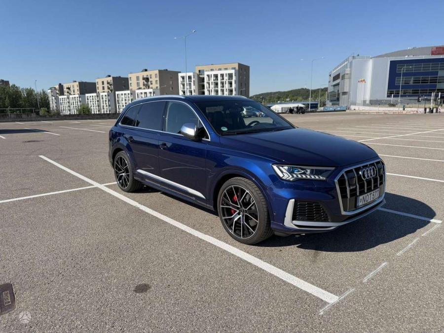 Blue Audi SQ7 2020 in Vilnius, with an engine capacity of 3.96 L and mileage of 109 thousand km for 52000 €, photo 5 on AUTOMOTO.COM.LV