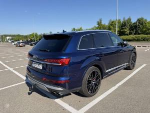 Blue Audi SQ7 2020 in Vilnius, with an engine capacity of 3.96 L and mileage of 109 thousand km for 52000 €, photo 9 on AUTOMOTO.COM.LV