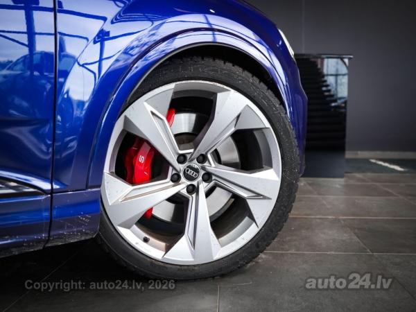 Blue Audi SQ7 2023 in Tallinn, with an engine capacity of 4.00 L and mileage of 40 thousand km for 74900 €, photo 4 on AUTOMOTO.COM.LV