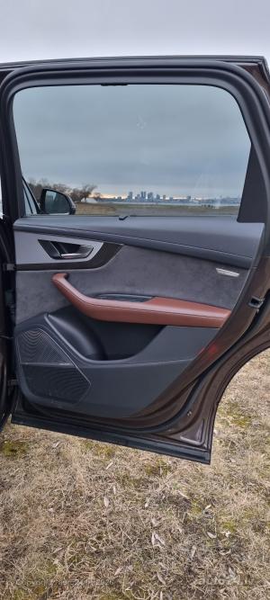 Audi SQ7 2017 in Tallinn, with an engine capacity of 4.00 L and mileage of 190 thousand km for 36500 €, photo 14 on AUTOMOTO.COM.LV