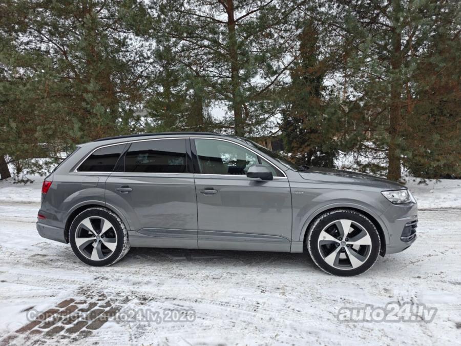 Серый Ауди SQ7 2016 в Тарту, объемом двигателя 4.00 л и пробегом 325 тыс. км за 23900 €, фото 7 на AUTOMOTO.COM.LV