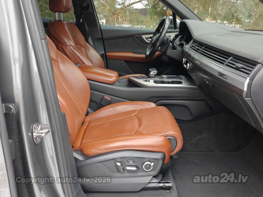 Серый Ауди SQ7 2016 в Тарту, объемом двигателя 4.00 л и пробегом 325 тыс. км за 23900 €, фото 16 на AUTOMOTO.COM.LV