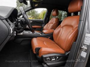 Pelēks Audi SQ7 2016 Tallina, ar dzinēja tilpumu 4.00 L un nobraukumu 338 tūkst. km par 24900 €, foto 10 vietnē AUTOMOTO.COM.LV