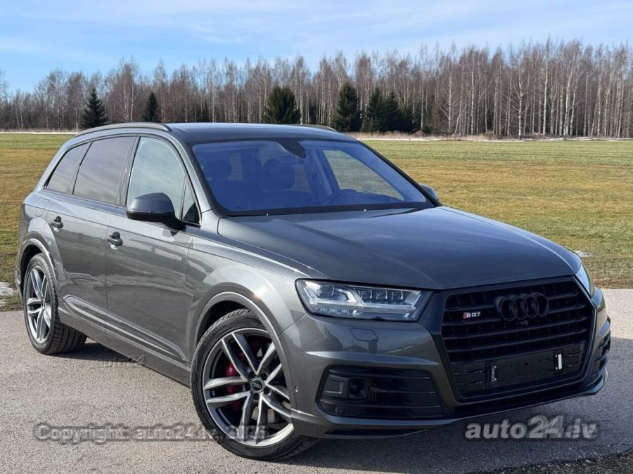 Grey Audi SQ7 2017 in Tartu, with an engine capacity of 4.00 L and mileage of 209 thousand km for 29900 €, photo 1 on AUTOMOTO.COM.LV