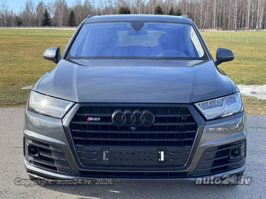 Grey Audi SQ7 2017 in Tartu, with an engine capacity of 4.00 L and mileage of 209 thousand km for 29900 €, photo 5 on AUTOMOTO.COM.LV