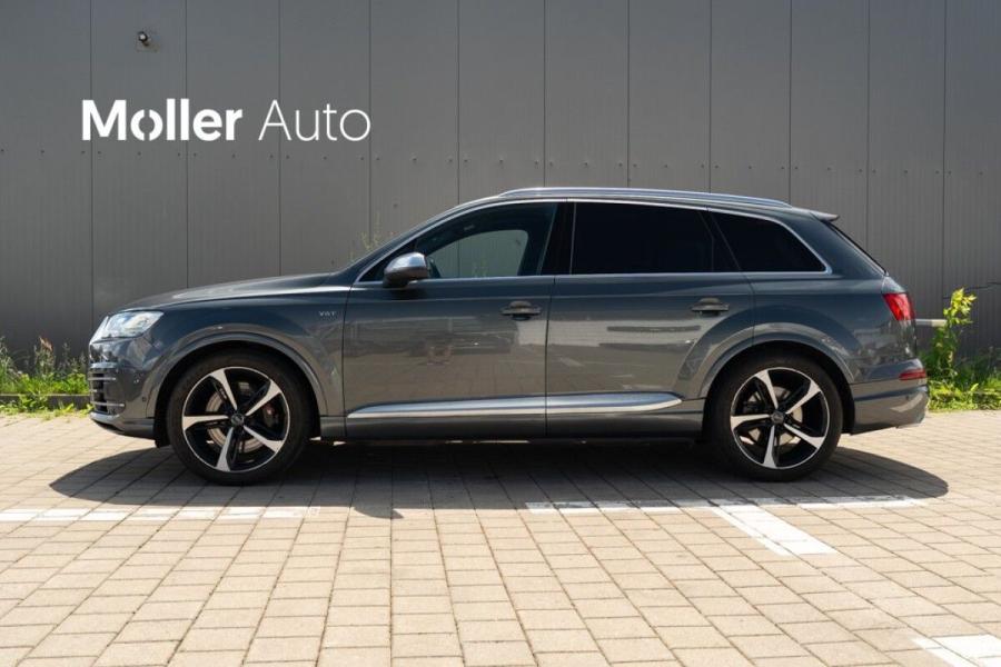 Pelēks Audi SQ7 2017 Viļņa, ar dzinēja tilpumu 4.00 L un nobraukumu 200 tūkst. km par 29950 €, foto 6 vietnē AUTOMOTO.COM.LV