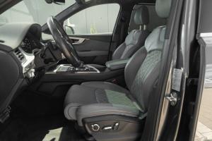 Pelēks Audi SQ7 2017 Viļņa, ar dzinēja tilpumu 4.00 L un nobraukumu 200 tūkst. km par 29950 €, foto 11 vietnē AUTOMOTO.COM.LV