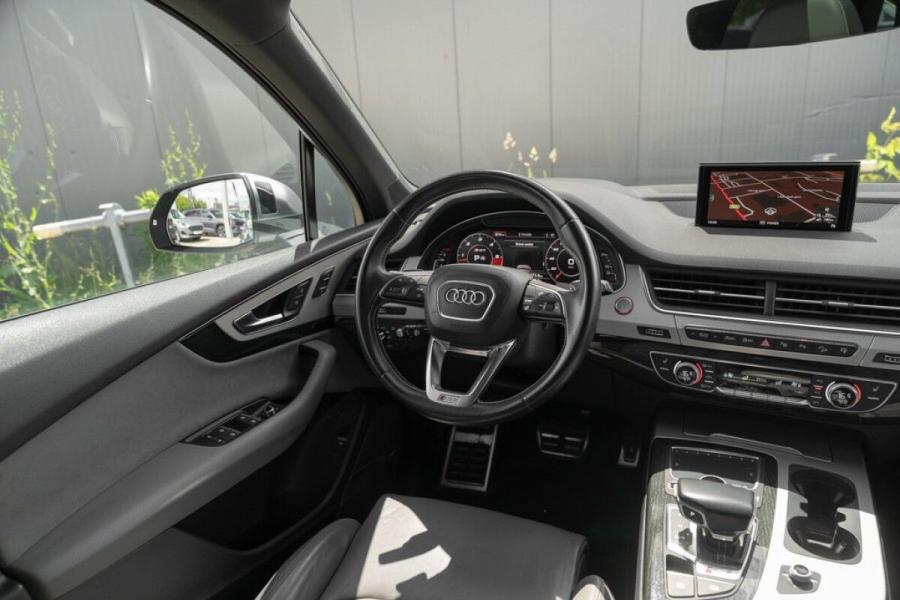 Pelēks Audi SQ7 2017 Viļņa, ar dzinēja tilpumu 4.00 L un nobraukumu 200 tūkst. km par 29950 €, foto 22 vietnē AUTOMOTO.COM.LV